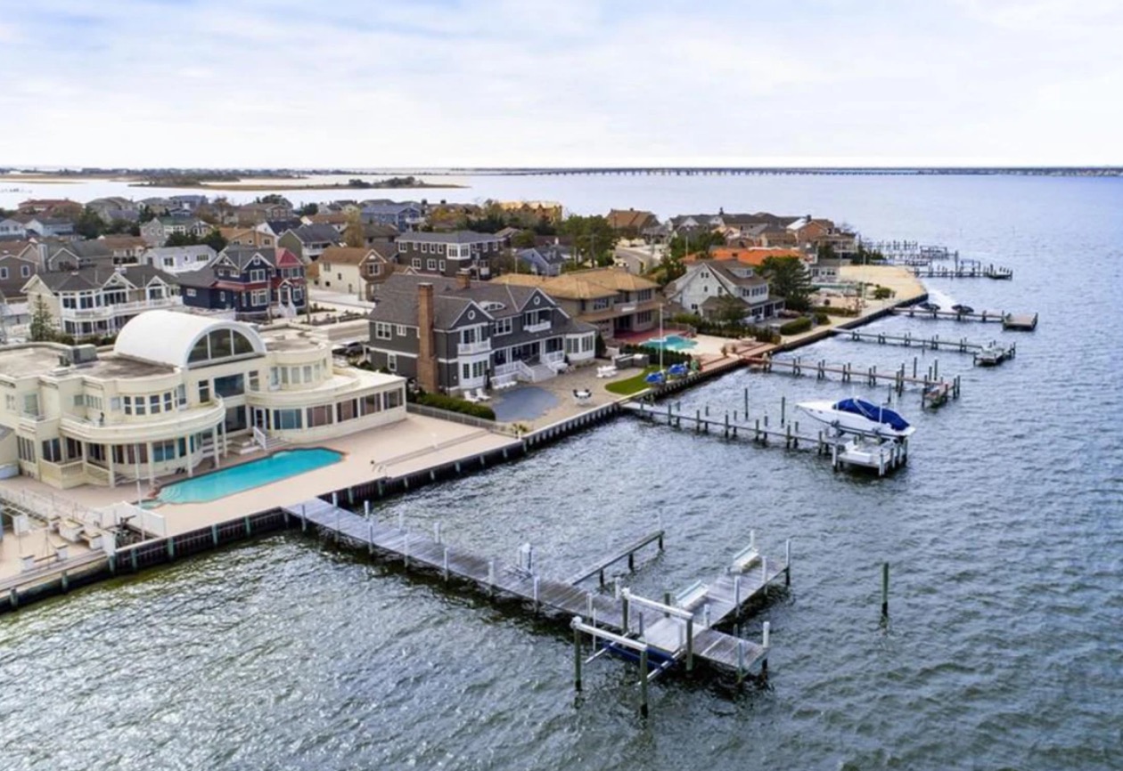 Joe Pesci’s New Jersey Shore Mansion – The Gotham Reporter