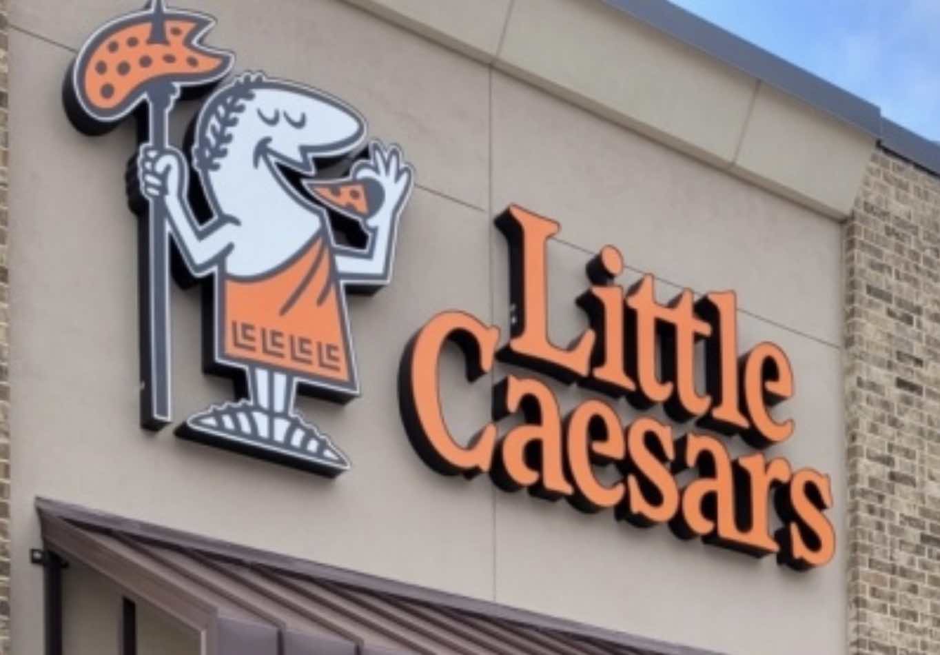 Little Caesars Welcomes Back Pretzel Crust Pizza – The Gotham Reporter